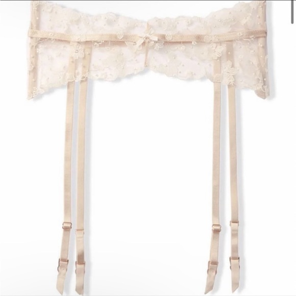 Victoria's Secret | Intimates & Sleepwear | Nwtxss Vs Victorias Secret ...